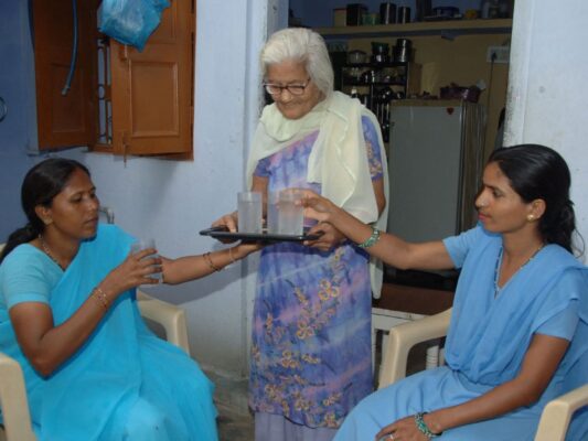 Manual Scavenger To Padma Shri - Inspiring Story Of Usha Chaumar