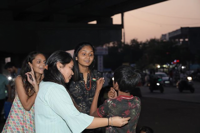 Janvi Bhuva's Motivational Journey, 21 YO Teaching Poor Kids