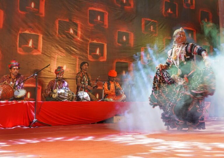 Kalbeliya Dance - A Powerful Folklore Of Mythological Snakes